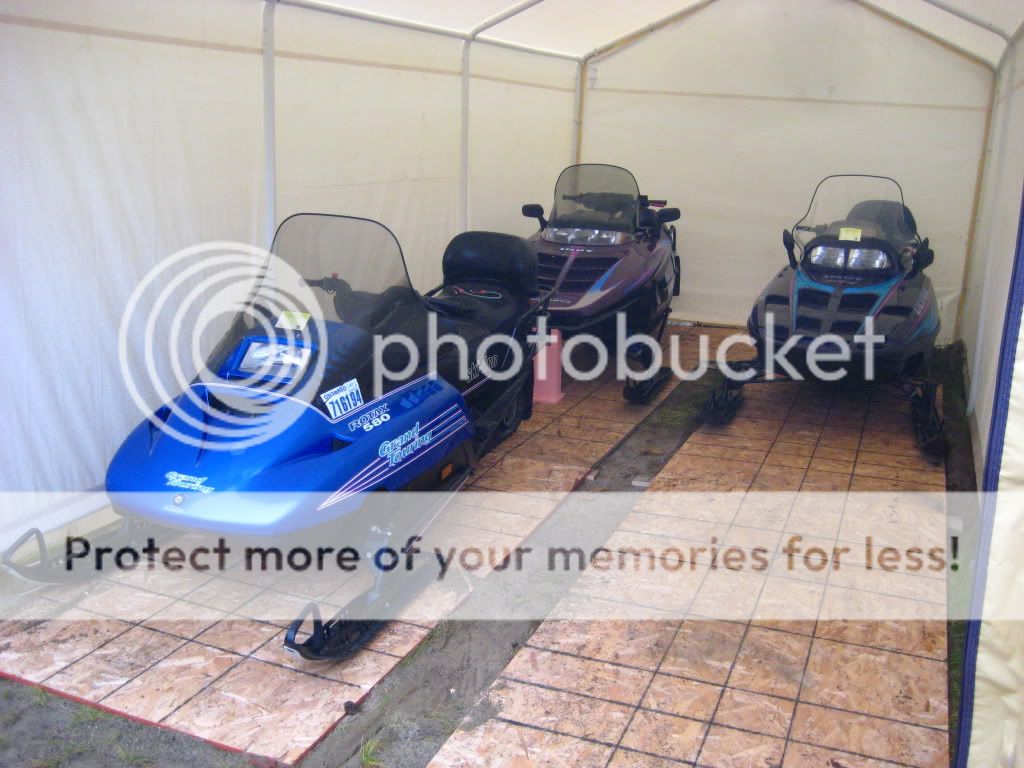 Ultrafrozen's Plastic Garage | Snowmobile Forum